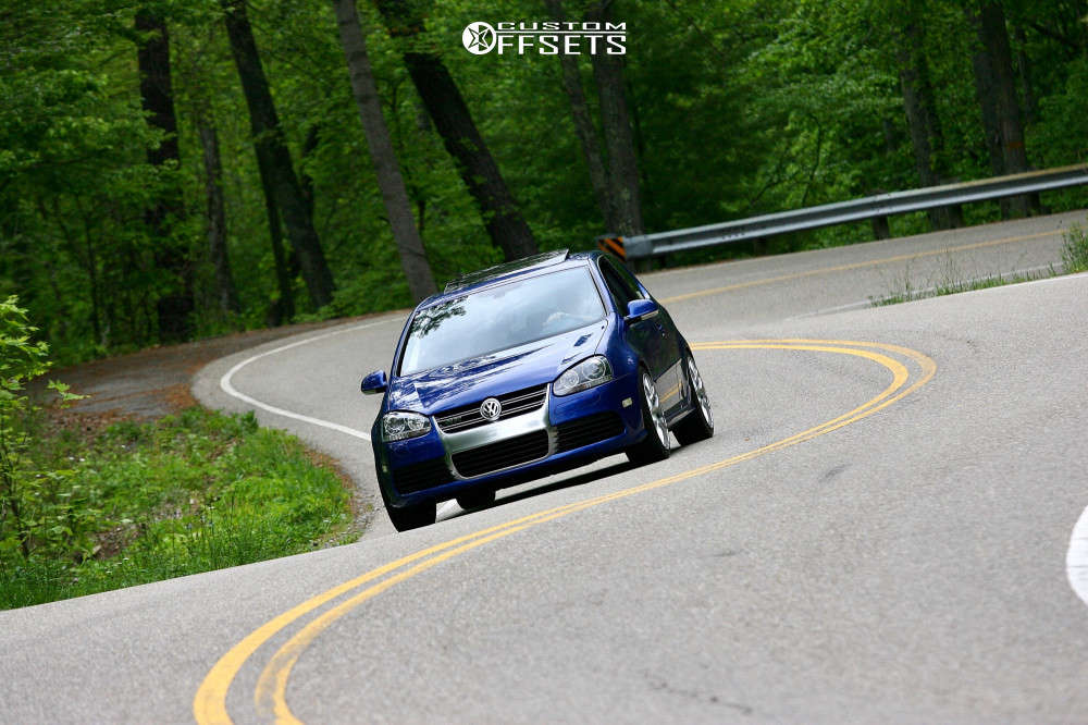 2008 Volkswagen R32 Wheel Offset Flush Coilovers | 1967224 | Custom Offsets
