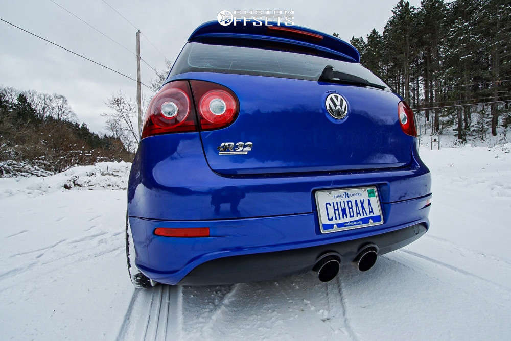 2008 Volkswagen R32 Wheel Offset Flush Coilovers | 1967224 | Custom Offsets