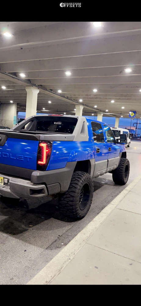 2005 Chevrolet Avalanche 1500 with 20x12 -51 ARKON OFF-ROAD Caesar and ...