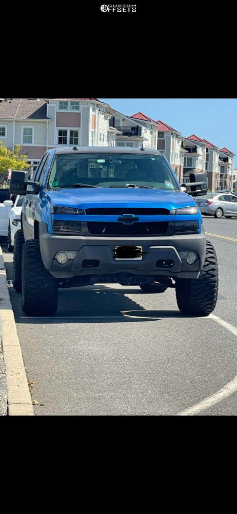 2005 Chevrolet Avalanche 1500 with 20x12 -51 ARKON OFF-ROAD Caesar and ...