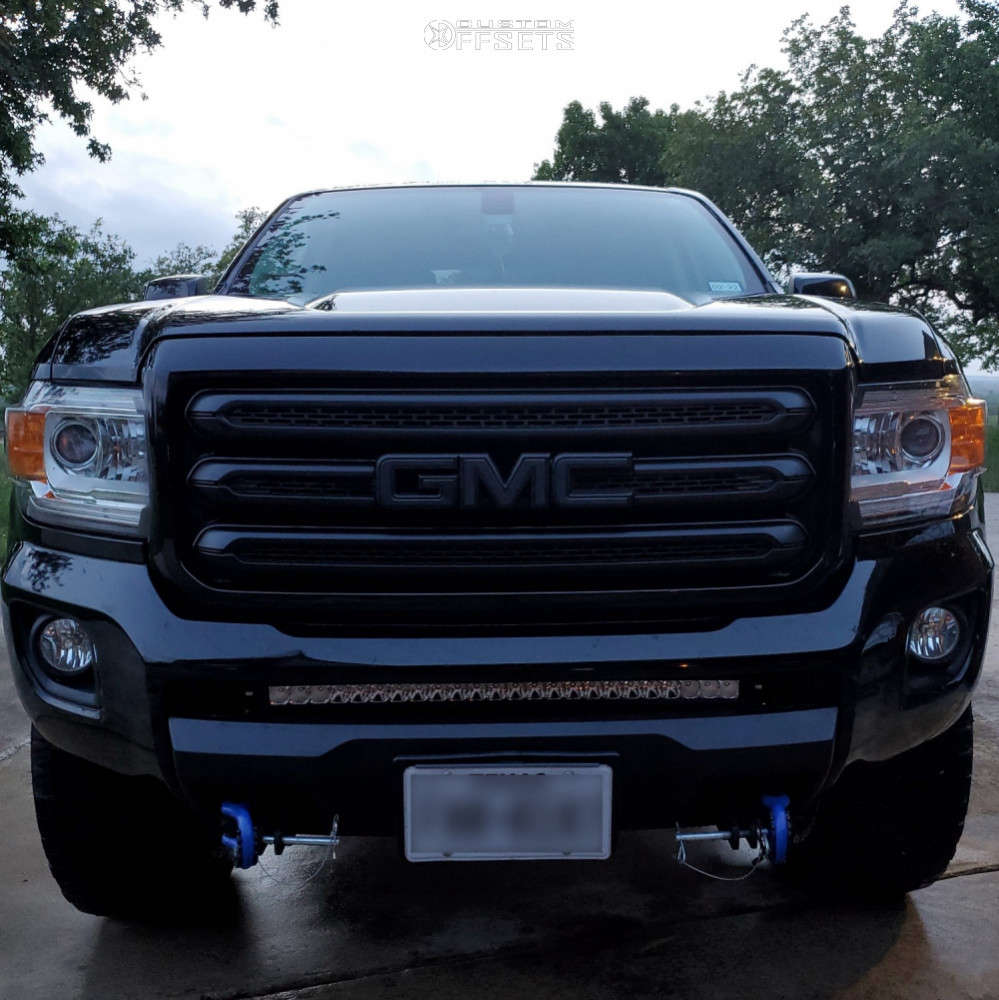 2015 GMC Canyon with 17x8.5 0 Method Mr701 and 33/12.5R17 Cooper ...