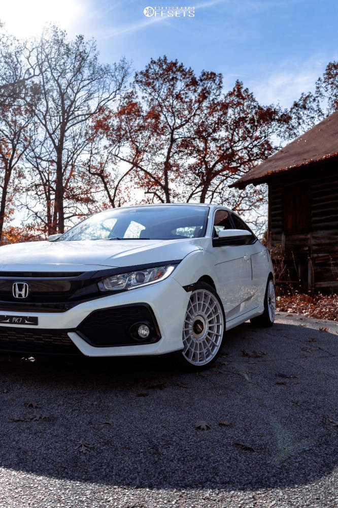 2019 Honda Civic Wheel Offset Stock | 1976418 | Custom Offsets