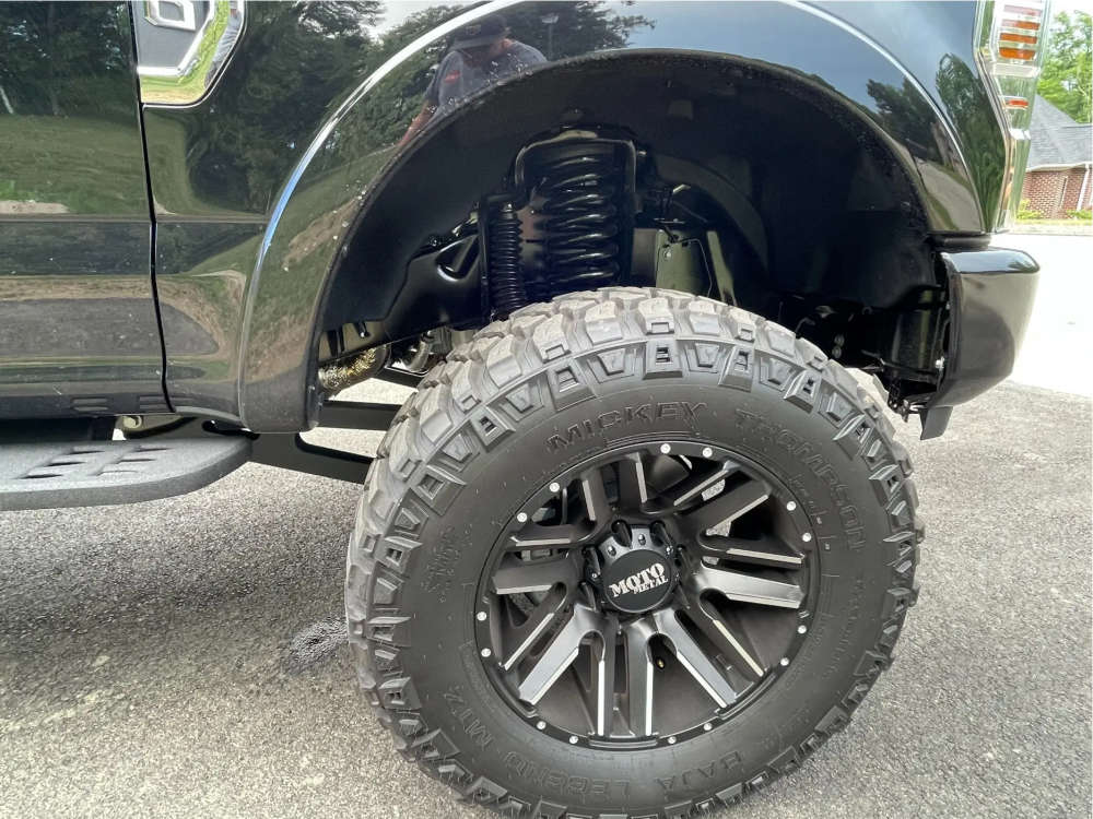 2022 Ford F-250 Super Duty with 20x10 -24 Moto Metal MO978 and 37/13 ...