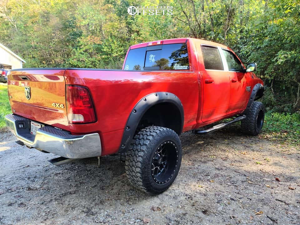 2018 Ram 1500 with 20x12 -44 Moto Metal Mo986 and 35/12.5R20 Delinte Dx ...