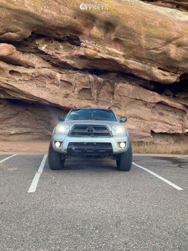 2007 Toyota 4Runner with 17x8.5 -10 9SiX9 SIX-1 and 33/12.5R17 ...