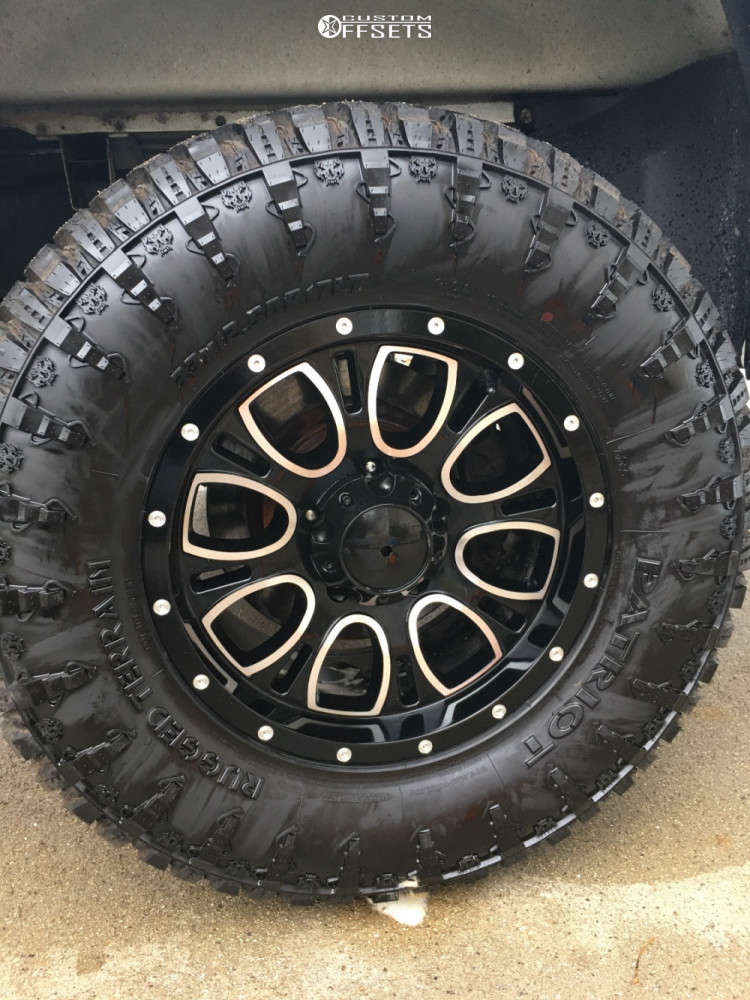 2008 Dodge Ram 1500 with 17x11.5 22 Helo He879 and 33/11.5R17 Patriot ...