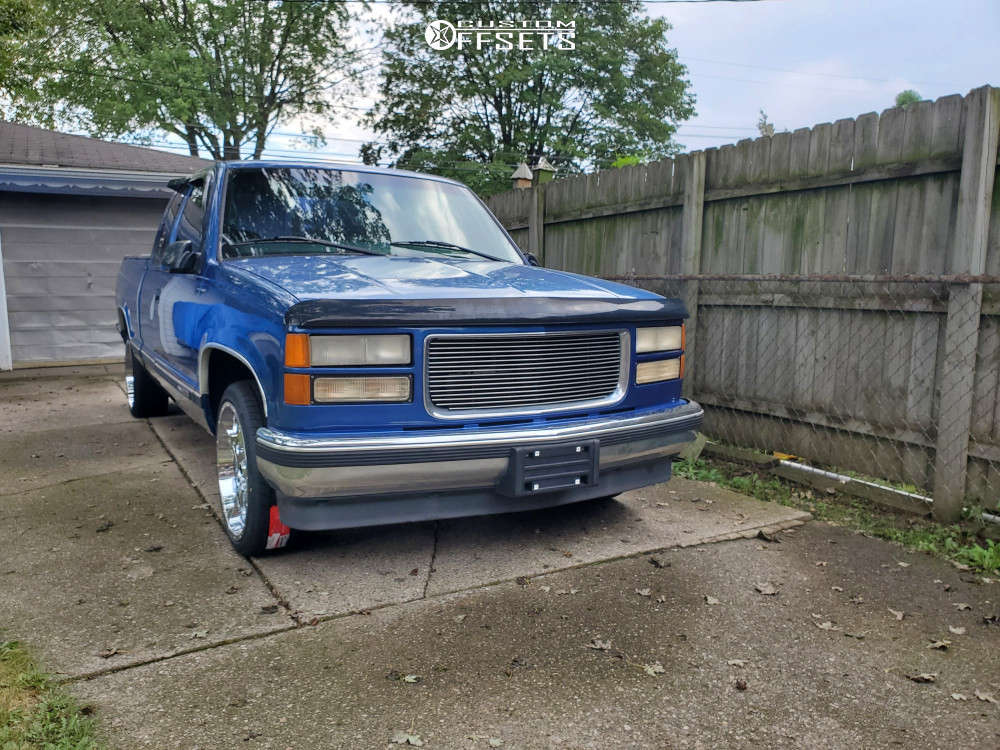 1997 GMC C1500 with 20x9 10 Vision Spyder and 25/9.5R20 Vercelli Strada ...