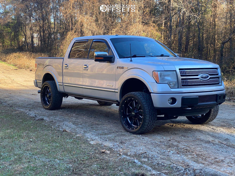 2012 Ford F-150 with 22x10 -19 Moto Metal Mo962 and 33/12.5R22 Toyo ...