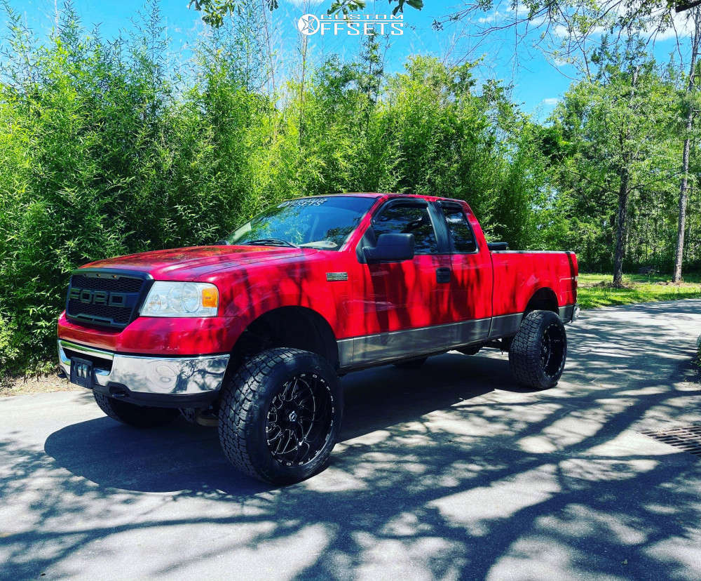 2006 Ford F-150 with 22x12 -44 TIS 533 and 35/12.5R22 Nitto Recon ...