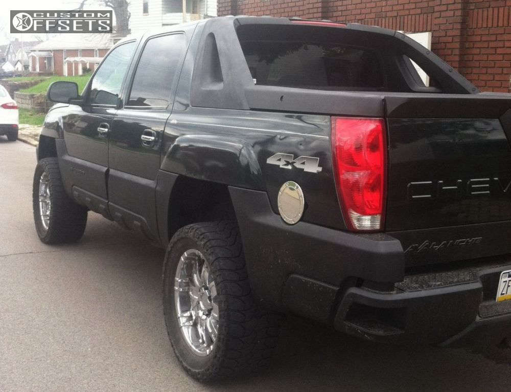 2002 Chevrolet Avalanche with 20x9 18 Helo HE835 and 33/13.5R20 Mickey ...