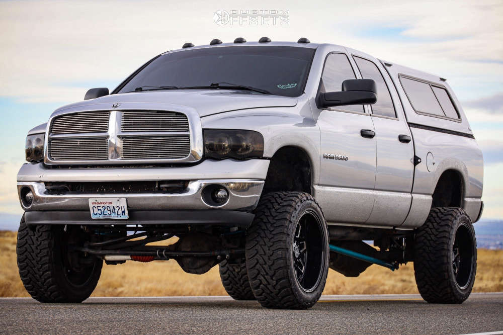 2003 Dodge Ram 3500 with 22x12 -44 Black Rhino Predator and 35/12.5R22 ...
