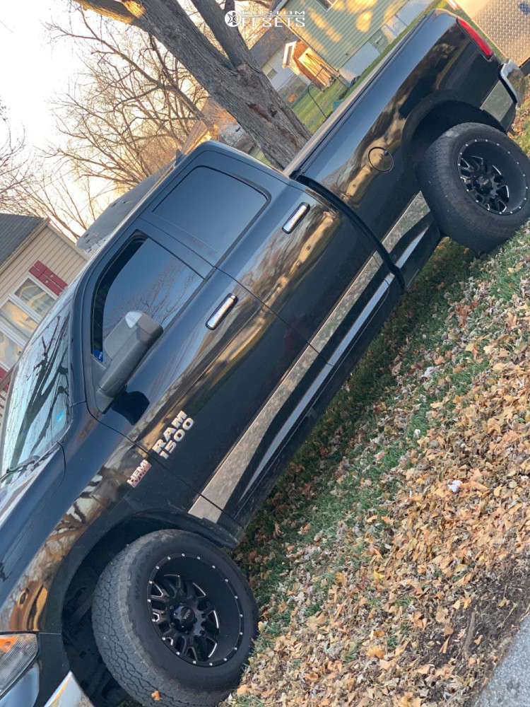 2013 Ram 1500 with 20x10 -24 Ultra Mako and 275/12.5R20 Wrangler ...
