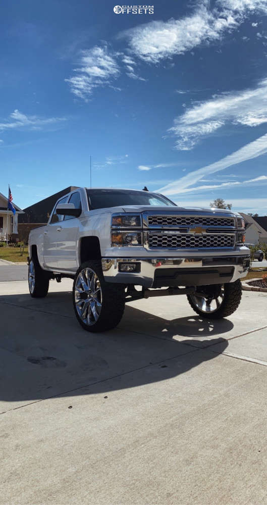 2015 Chevrolet Silverado 1500 with 26x10 30 OE Replicas RST and 35/13 ...