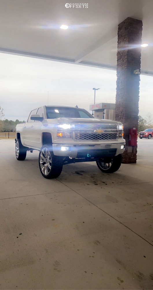 2015 Chevrolet Silverado 1500 with 26x10 30 OE Replicas RST and 35/13 ...