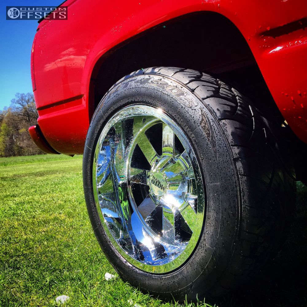 1994 GMC K1500 with 20x12 -44 Moto Metal MO962 and 305/50R20 Nitto ...