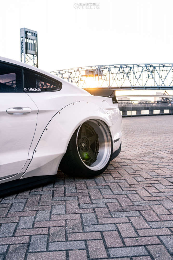 2017 Ford Mustang Wheel Offset Tucked Air Suspension | 1989343 | Custom ...