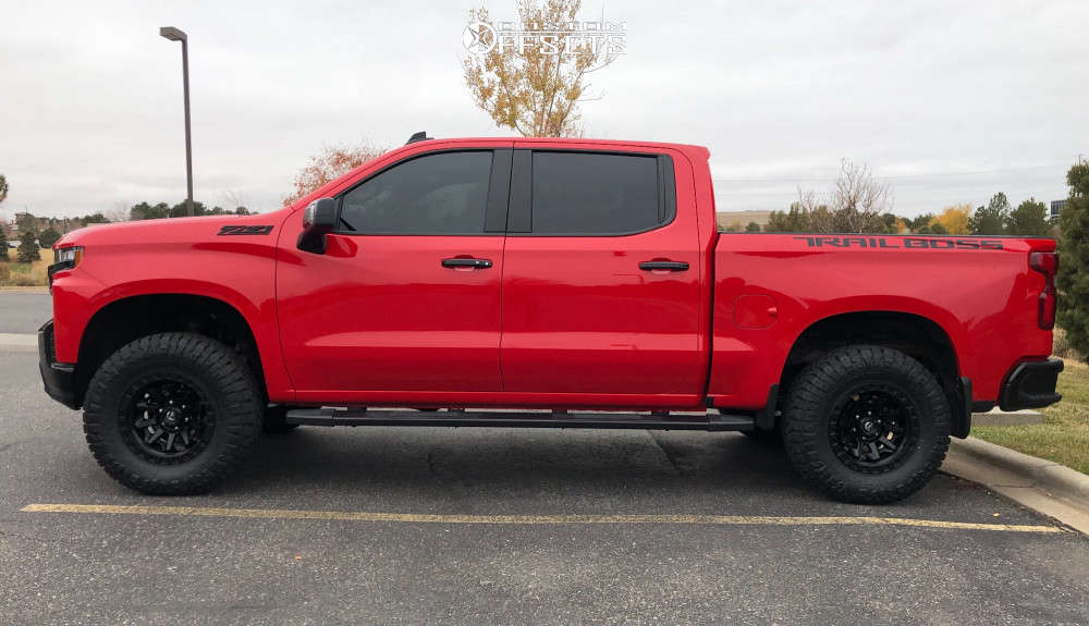 2020 Chevrolet Silverado 1500 with 18x9 -12 Fuel Covert and 35/12.5R18 ...