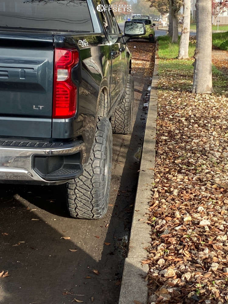 2020 Chevrolet Silverado 1500 with 17x8.5 -12 G-FX Tm5 and 295/70R17 ...