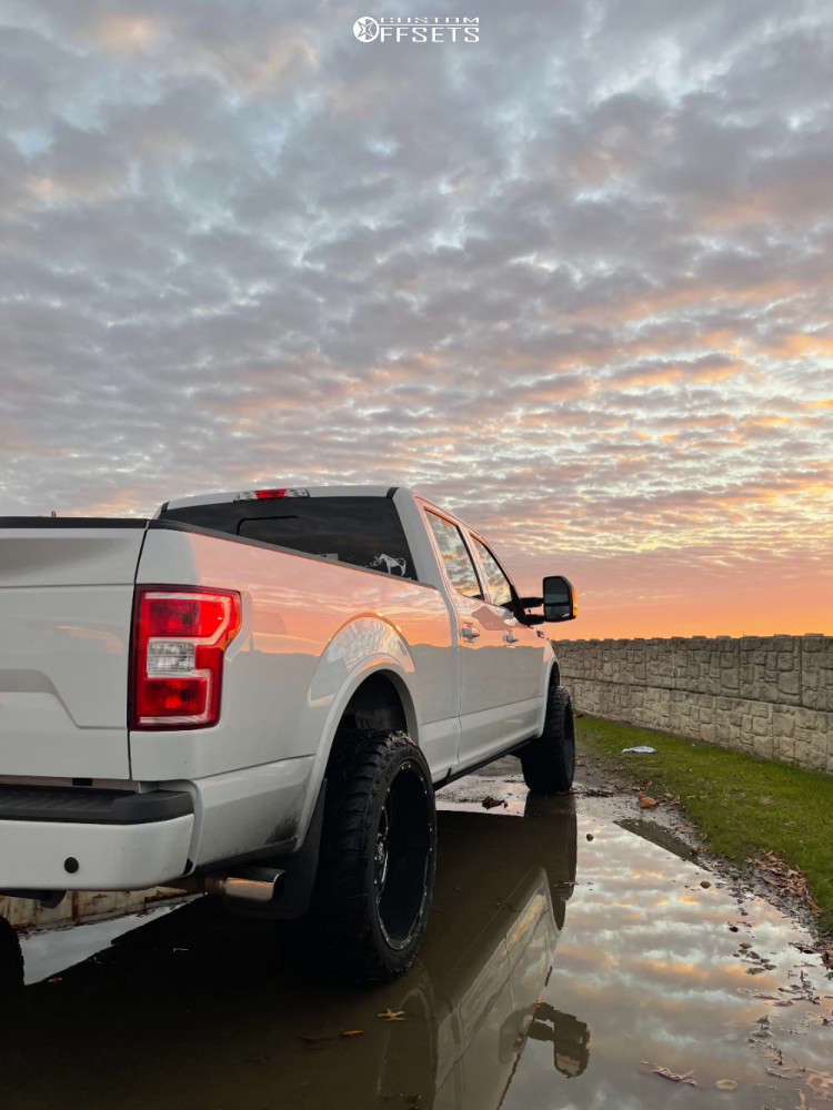 2018 Ford F-150 with 22x12 -44 Pure Grit Grit and 33/12.5R22 Predator ...