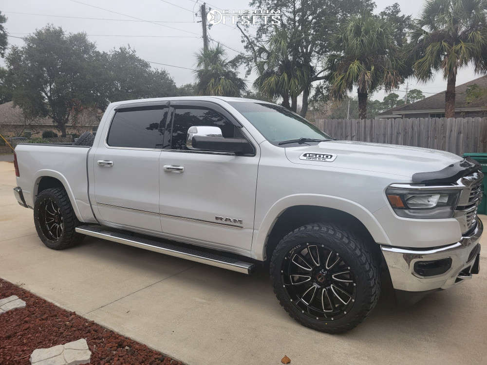 2019 Ram 1500 with 22x10 -18 Wicked Offroad W908 and 33/12.5R22 ...
