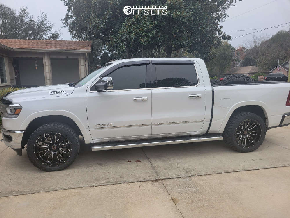 2019 Ram 1500 with 22x10 -18 Wicked Offroad W908 and 33/12.5R22 ...