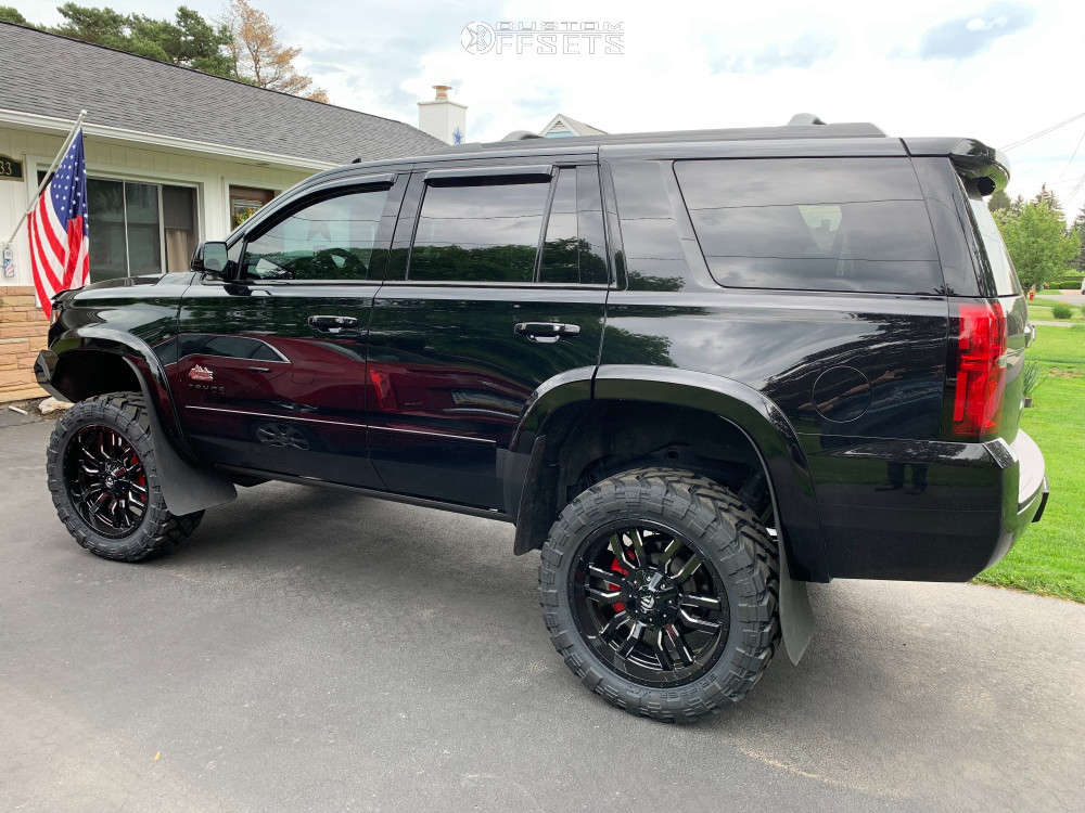 2018 Chevrolet Tahoe with 22x9.5 19 Fuel Sledge D595 and 35/12.5R22 ...