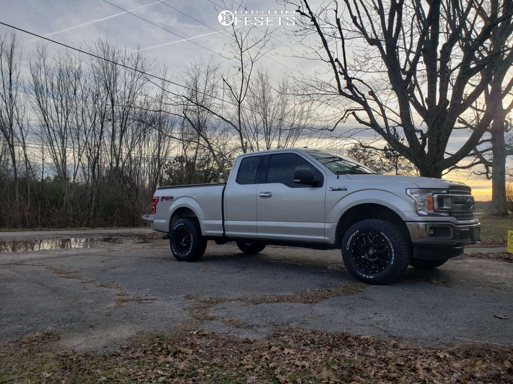 2018 Ford F-150 with 18x9 0 XD Grenade and 33/10.5R18 Cooper Discoverer ...