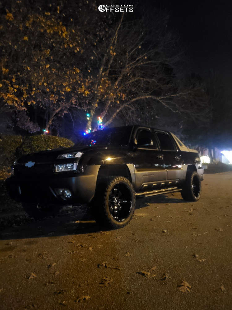 2002 Chevrolet Avalanche 1500 with 22x10 -25 Mazzi Hulk and 33/12.5R22 ...