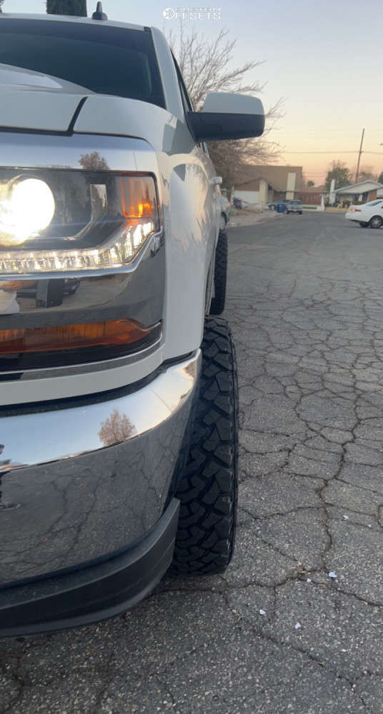 2018 Chevrolet Silverado 1500 with 24x12 -51 Vision Rocker and 33/12 ...