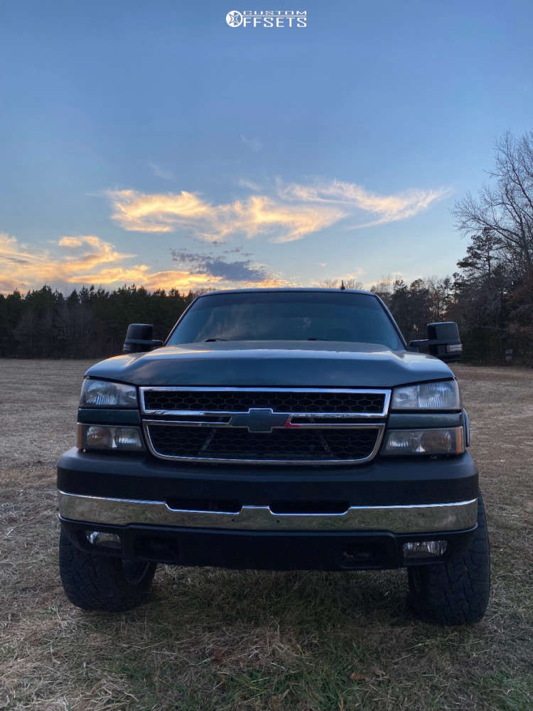 2006 Chevrolet Silverado 2500 HD with 22x12 -44 Asanti AB813 and 33/12 ...
