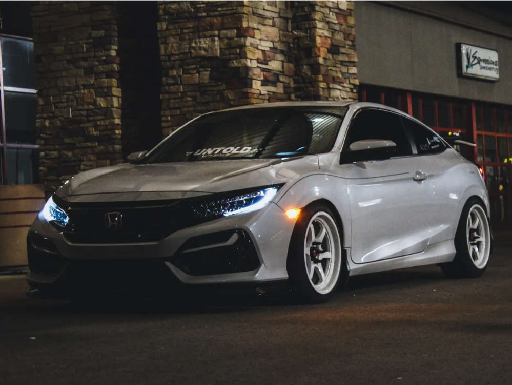 2020 Honda Civic with 18x9.5 30 Aodhan Ah08 and 235/35R18 Federal SS595 ...