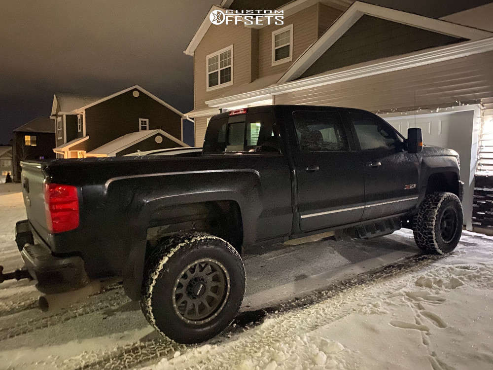 2019 Chevrolet Silverado 2500 HD with 20x12 -24 Method Nv and 325/60R20 ...