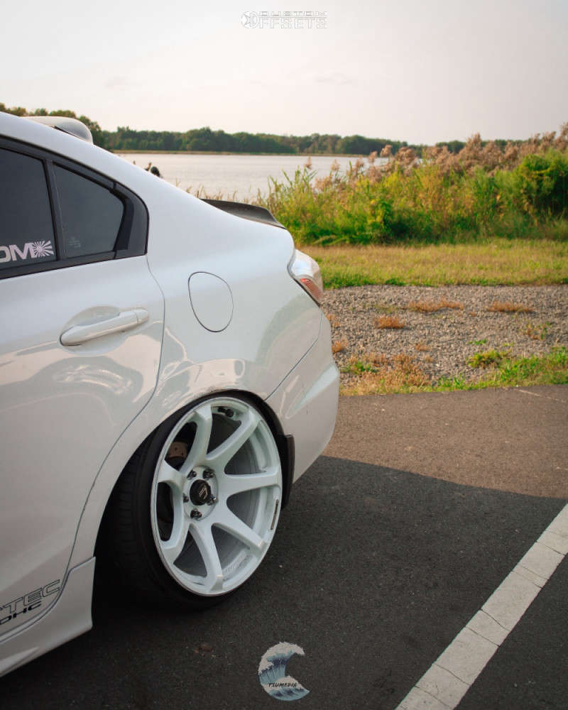 2015 Honda Civic Coilovers | Custom Offsets