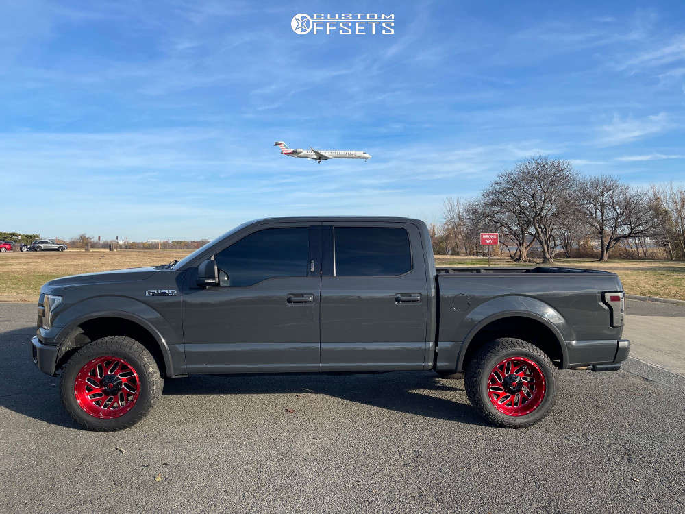 2016 Ford F-150 with 20x12 -18 Fuel Triton D691 and 33/12.5R20 Fuel ...