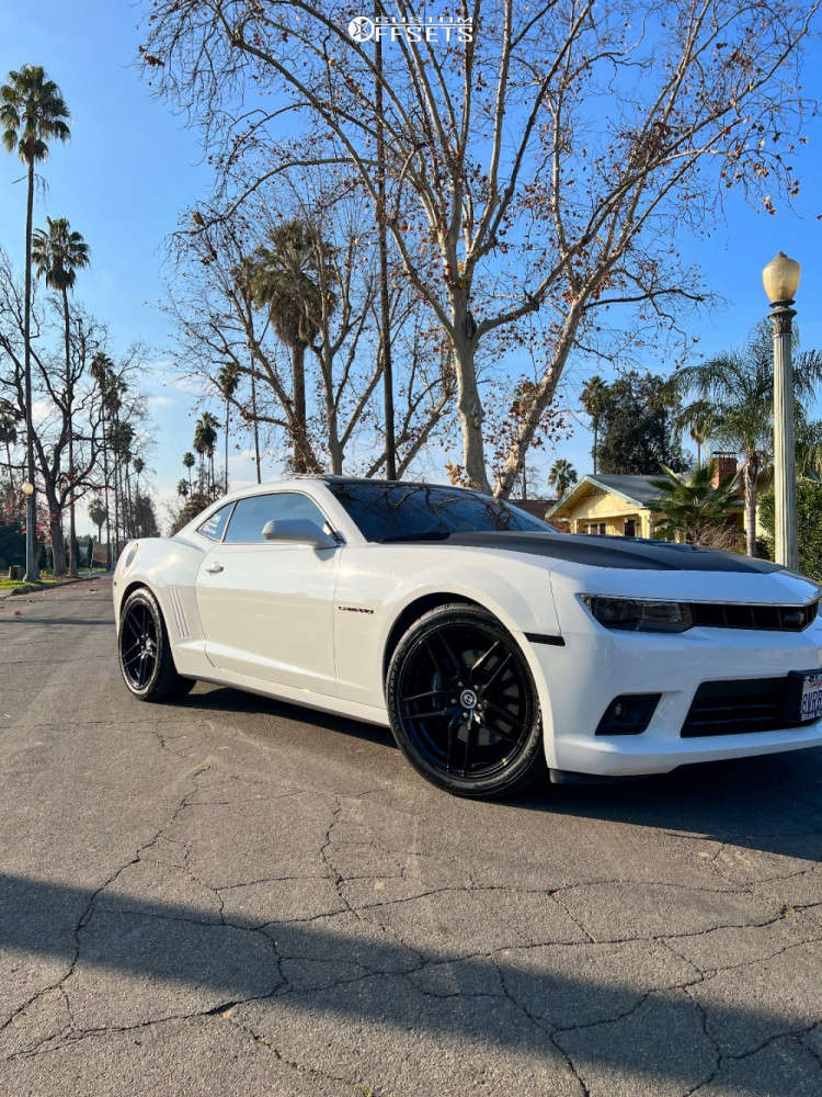 2014 Chevrolet Camaro with 20x10 40 Curva Cff25 and 275/40R20 Firestone ...