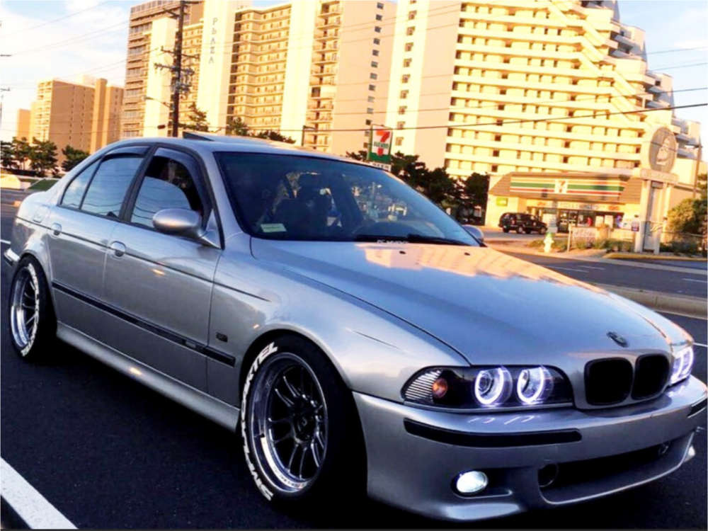 1999 BMW 540i with 18x9.5 10 Cosmis Racing Xt-006r and 265/35R18 ...