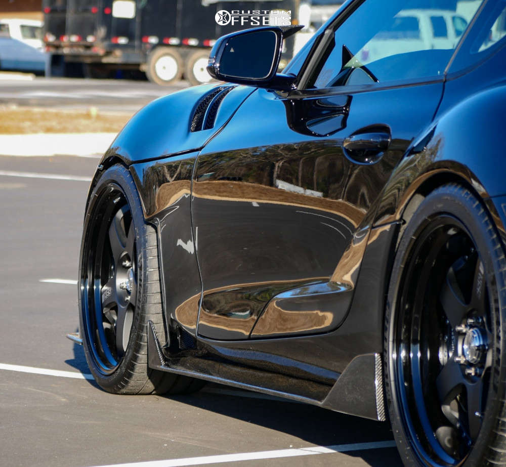 2021 Toyota GR Supra with 20x9.5 19 SSR Sp1 and 275/30R20 Michelin ...