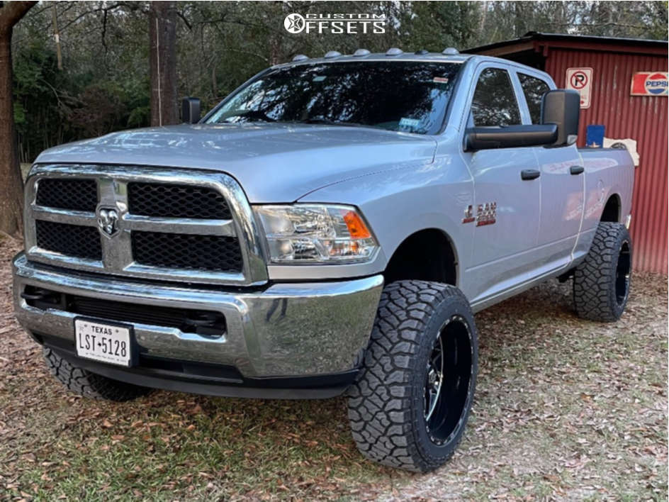 2018 Ram 2500 with 22x12 -44 TIS 544MB and 35/12.5R22 Kenda Klever R/t ...