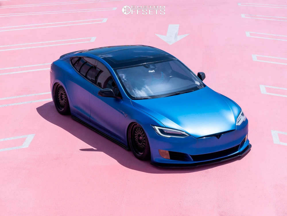 2016 Tesla S with 20x9 30 Rotiform Lhr and 245/30R20 Michelin Pilot ...