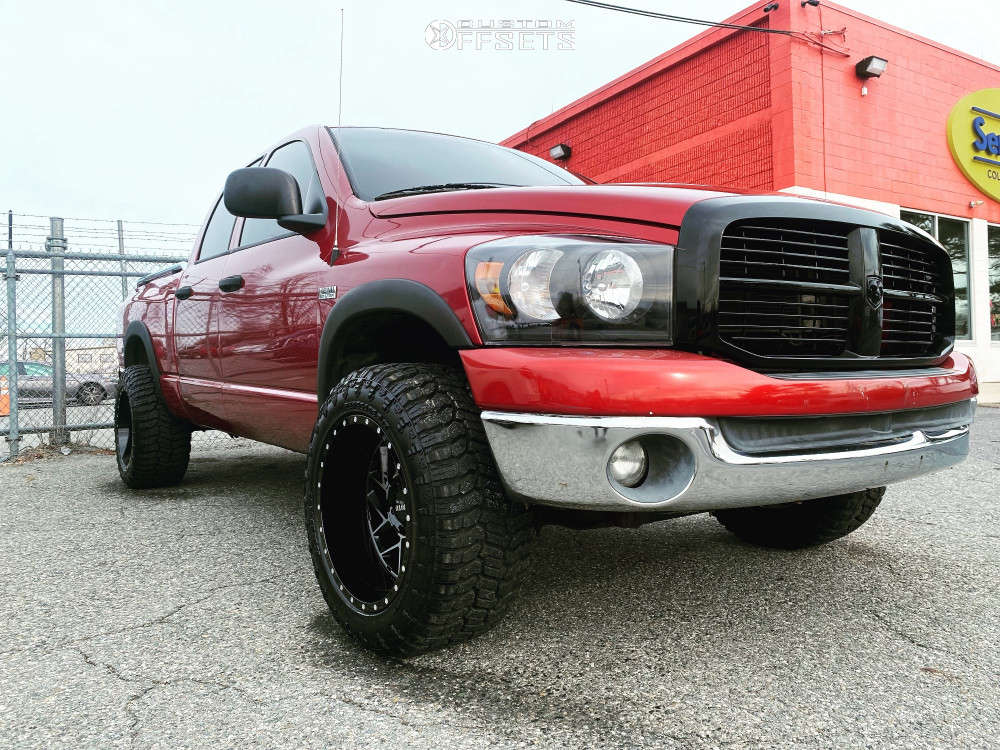 2007 Dodge Ram 1500 with 20x12 -44 Moto Metal Mo985 and 285/12.5R20 ...