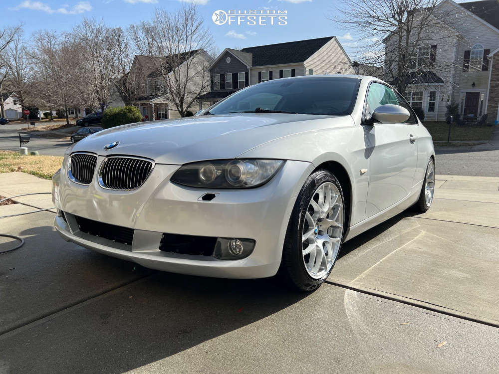 2009 BMW 335i Flush Stock | Custom Offsets