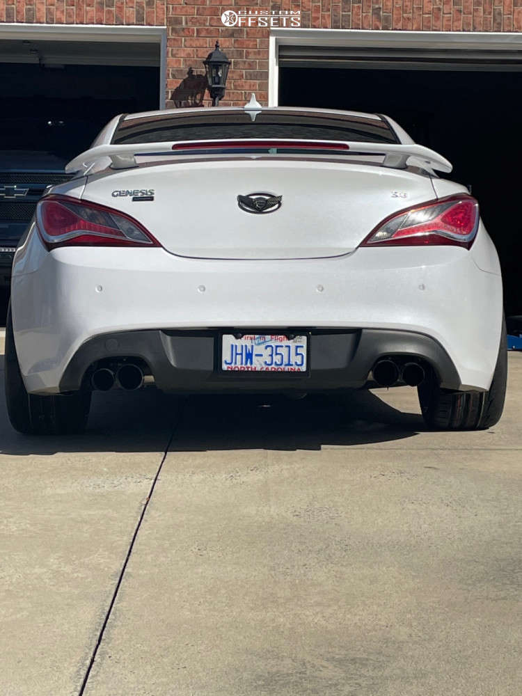 2014 Hyundai Genesis Coupe Stock | Custom Offsets