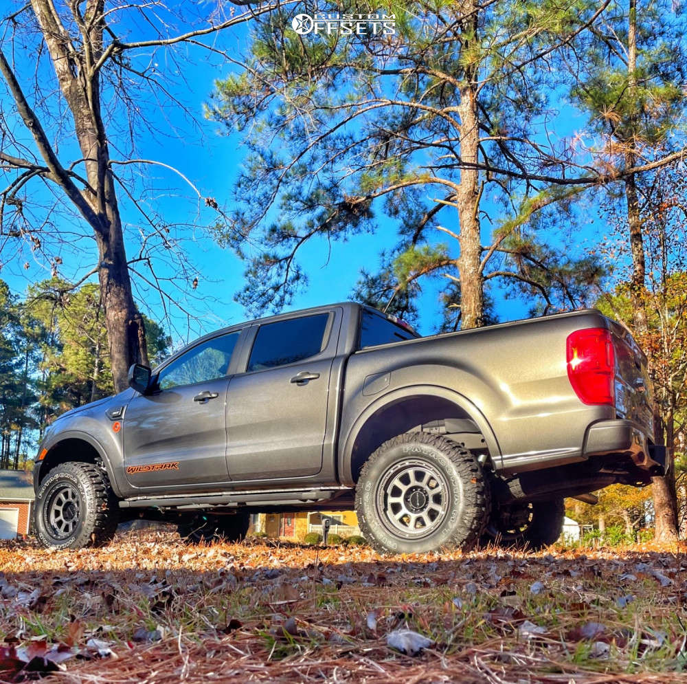 2019 Ford Ranger with 17x9 -12 Vision Ojos and 33/12.5R17 Milestar ...