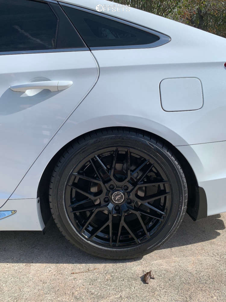 2017 Hyundai Sonata with 18x8 40 Platinum Retribution and 235/45R18 ...