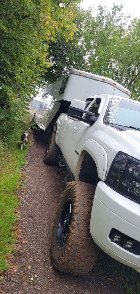 2012 Chevrolet Silverado 2500 HD with 22x12 -44 Vision Rockers and 37/ ...