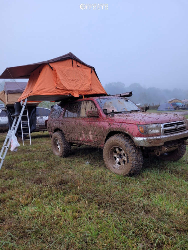 1998 Toyota 4Runner with 17x9.5 -18 Pro Comp Series 89 and 35/12.5R17 ...