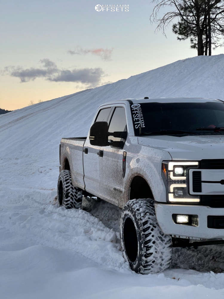 2017 Ford F-350 Super Duty with 20x12 -44 RBP 65r Glock and 35/13.5R20 ...