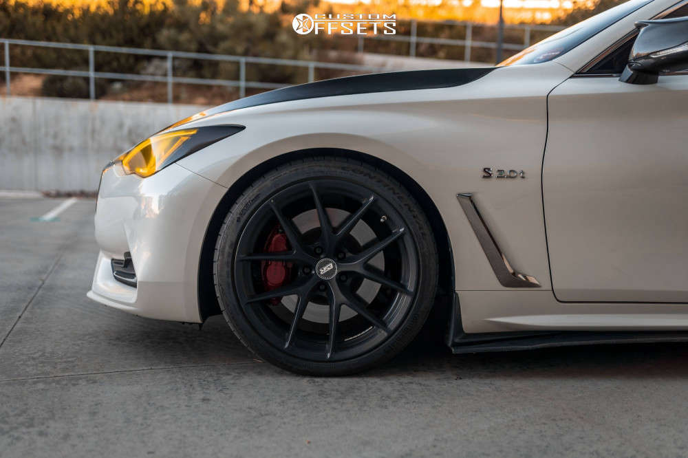 2019 INFINITI Q60 with 19x9.5 22 ESR Forged Rf2 and 255/35R19 ...