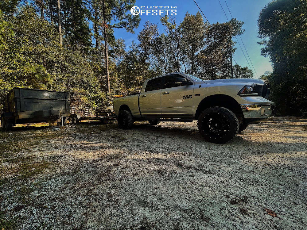 2014 Ram 1500 with 22x14 -76 Dropstars 652bm and 35/12.5R22 Road One ...