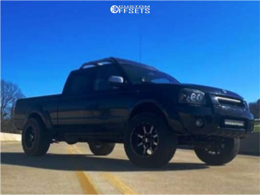 2002 Nissan Frontier with 18x10.5 25 Moto Metal Mo970 and 33/10.5R18 ...